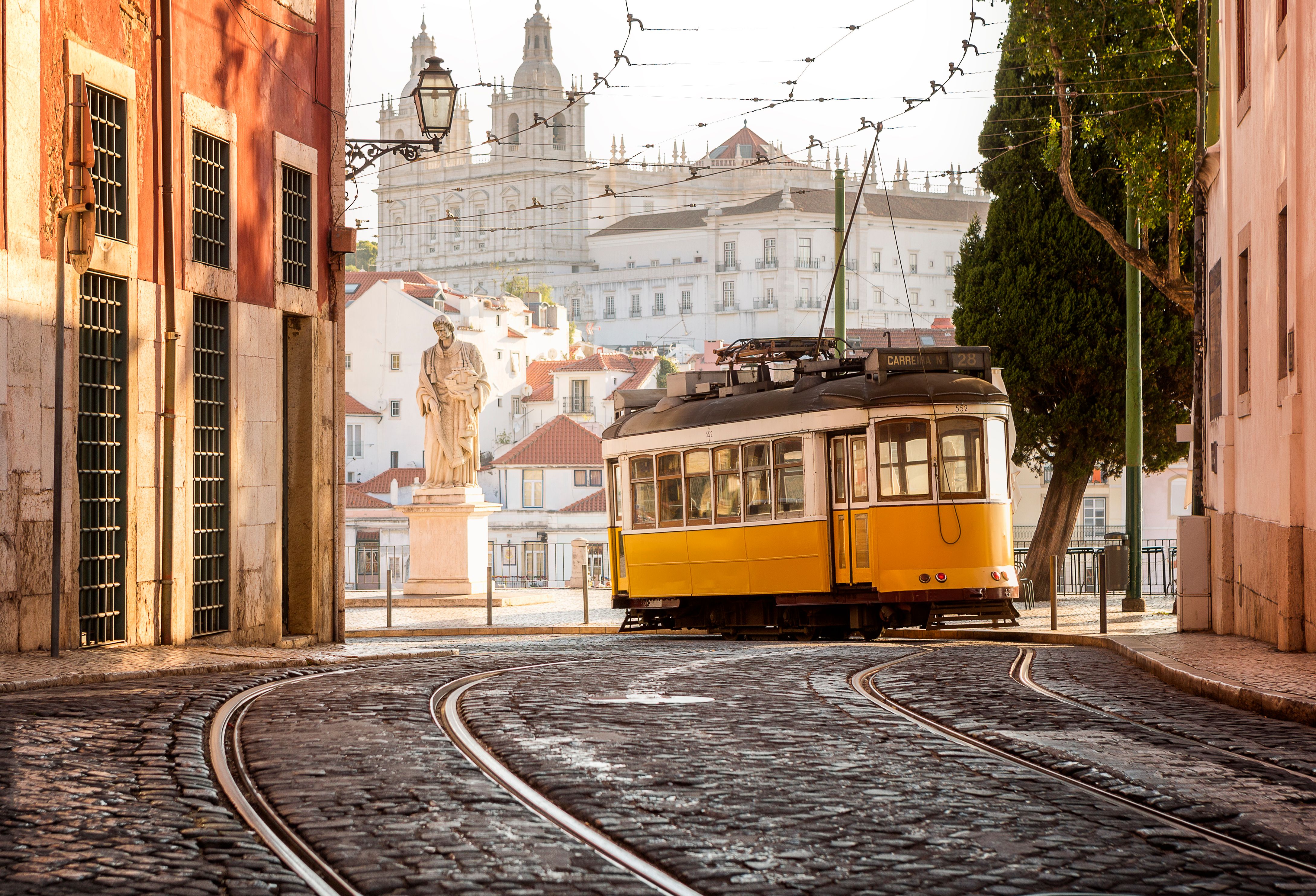 Vuelos baratos a Lisboa en 2024/25 por 21 € | momondo